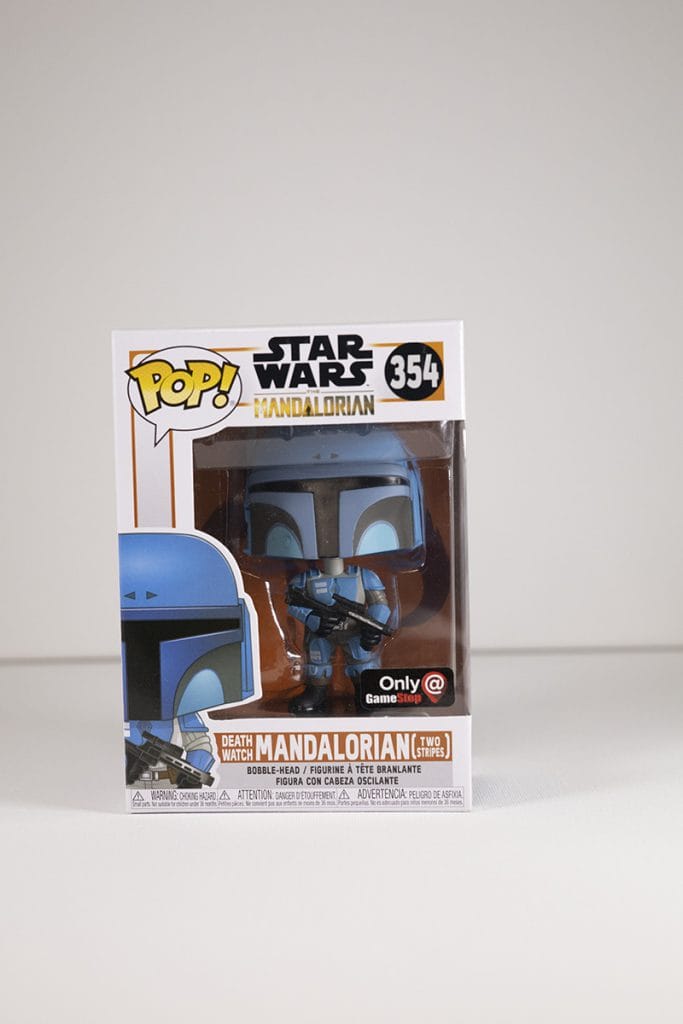 Ahsoka Hooded Duel Sabers Funko Pop! #467 - The Pop Central